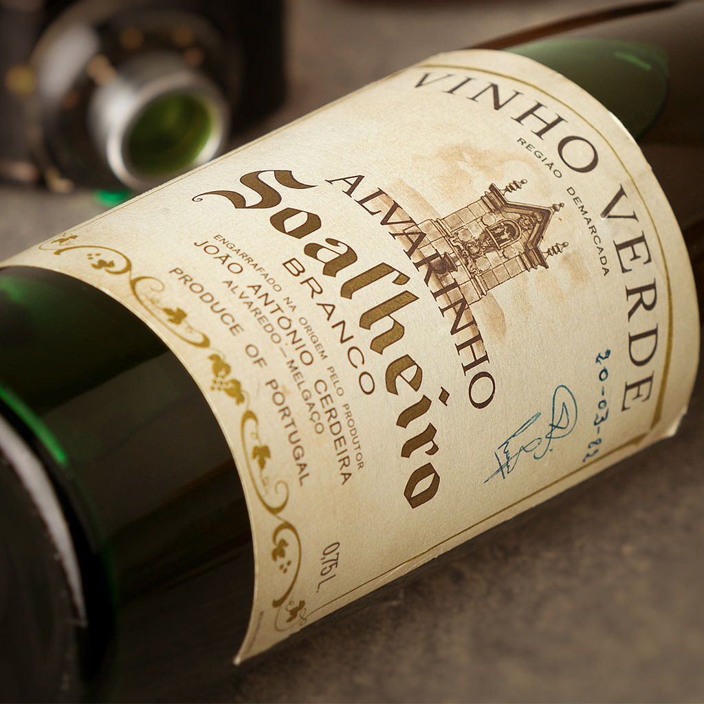 Portuguese wine guide: the best wines of Portugal by wine region.