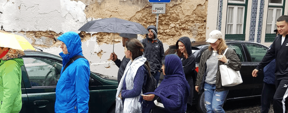 Lisbon pickpockets, how to recognize them ? - VisitmyLisbon.com